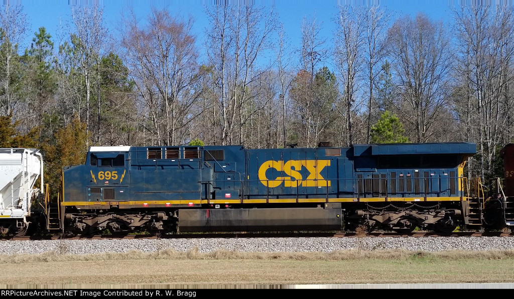 CSX 695 (AC60CW)